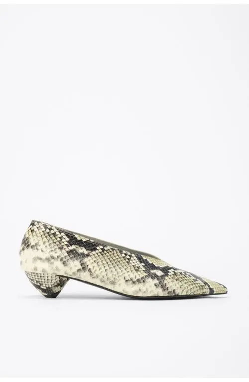 Bimba Y Lola Suede Pointed Toe Court Shoe - Ivory