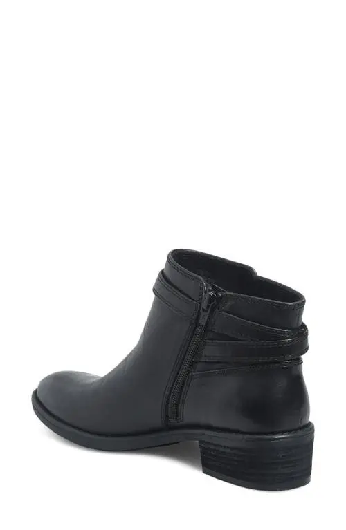 COMFORTIVA Cherryl Leather Bootie With Buckle Detail - Black