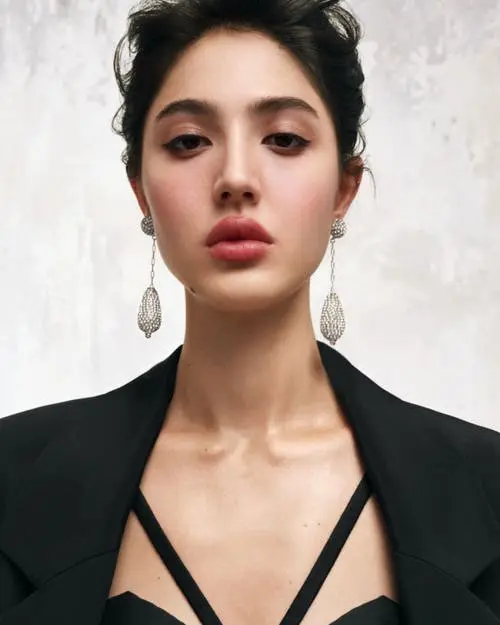 SAULE LABEL Marcelle Short Drop Earrings
