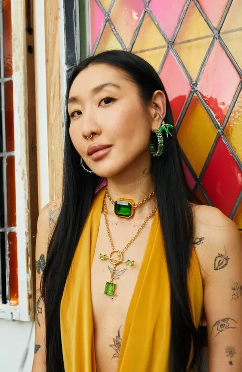 VESPER OBSCURA Gem Drop Toggle Necklace - Gold