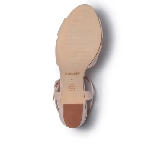Bernardo Ginni Mid Heel Sandal - Cipria