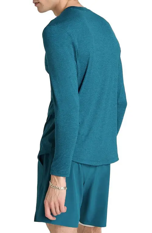 Wilson Everyday Performance Long Sleeve T-shirt
