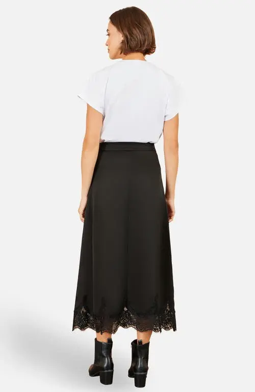 YUMI Lace Trim Satin Midi Skirt