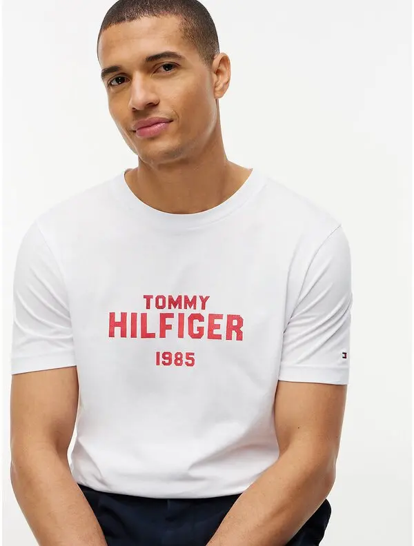 Tommy Hilfiger Classic Hilfiger Logo T-shirt