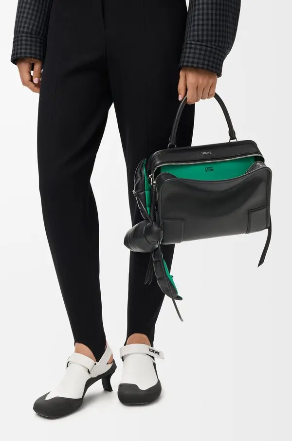 Loewe Medium Amazona 180 Lazy Crab Bag In Buffalino Leather - Black/green