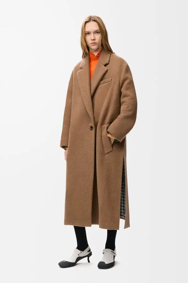 Loewe Coat In Cashmere - Beige