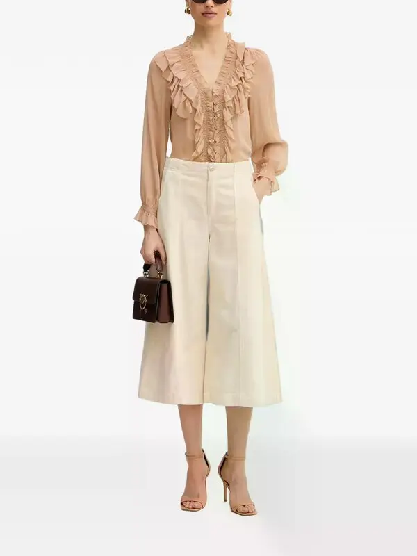 MORGAN Ruffled V-neck Top
