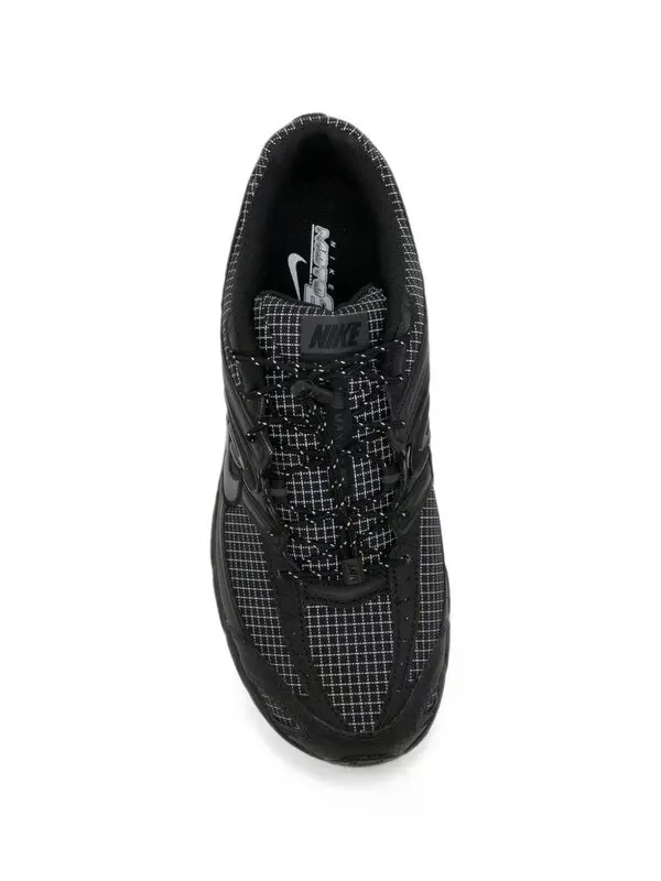 Nike Air Max Moto 2k Sneakers