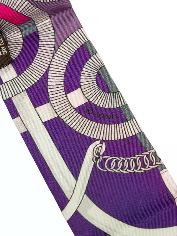 Hermès 2000-2026 Eperon D Or Silk Twilly Scarf Scarves