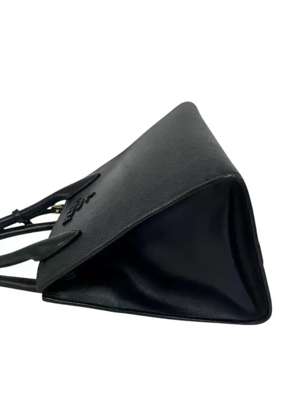 Prada 2010-2026 Saffiano Monochrome Satchel