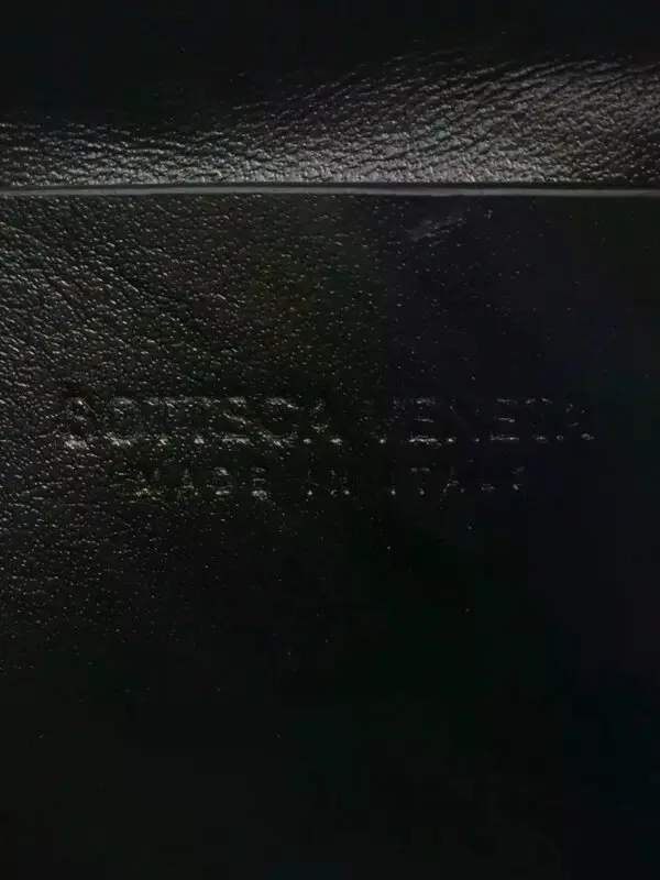 Bottega Veneta 2012-2026 Lambskin Intrecciato Concert Pouch Crossbody Bag - Black