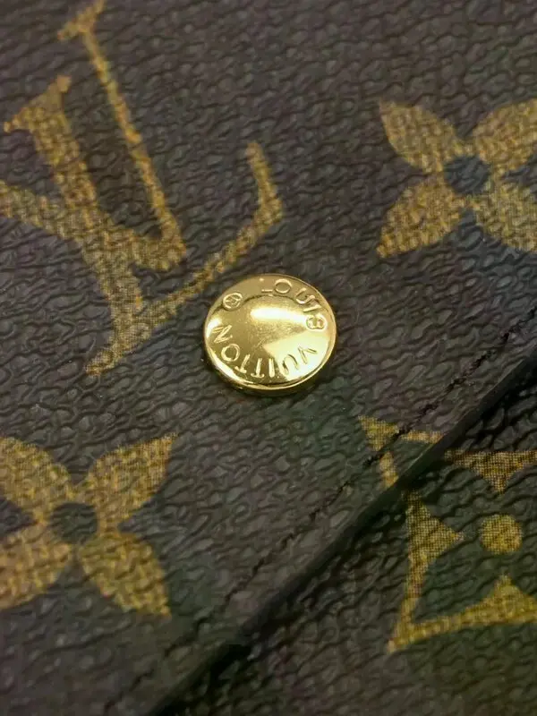 LOUIS VUITTON 2006 Elise Momogram Wallet