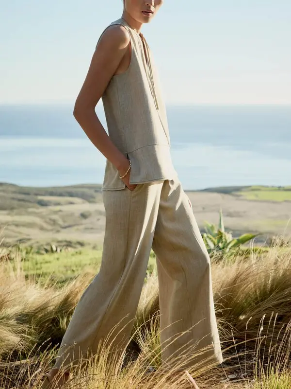 Brochu Walker The Bari Top