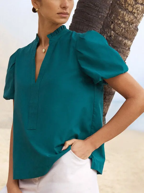 Brochu Walker The Cameron Top