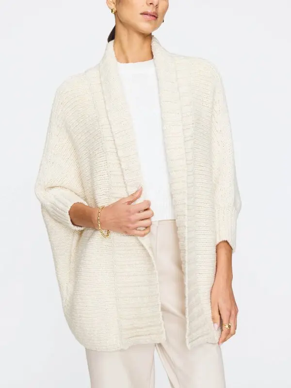 Brochu Walker The Dante Shrug