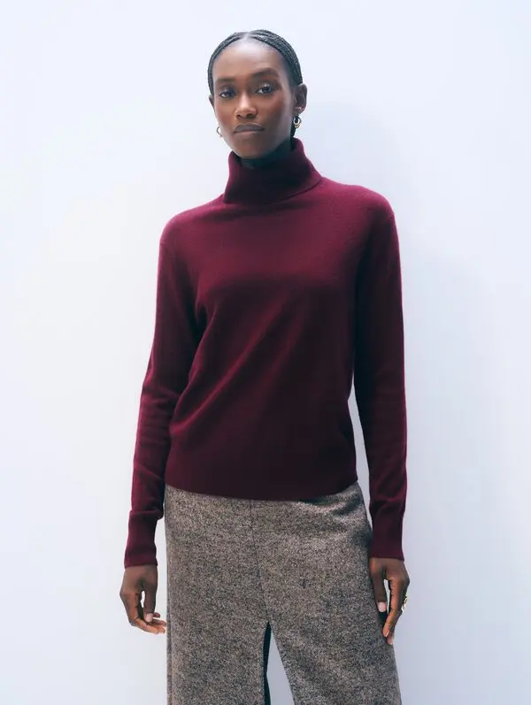 WHITE & WARREN Cashmere Rib Trim Easy Turtleneck Sweater In Size - Sangria