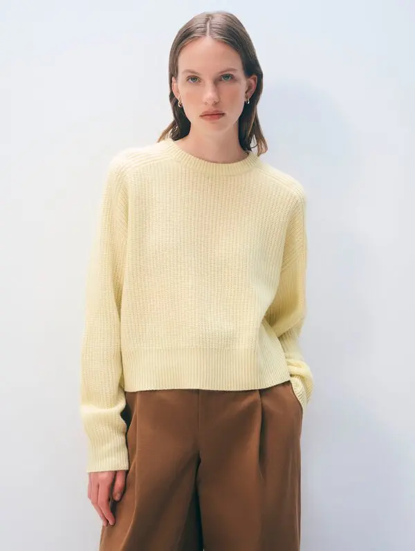 WHITE & WARREN Cashmere Ribbed Saddle Sleeve Crewneck - Chartreuse