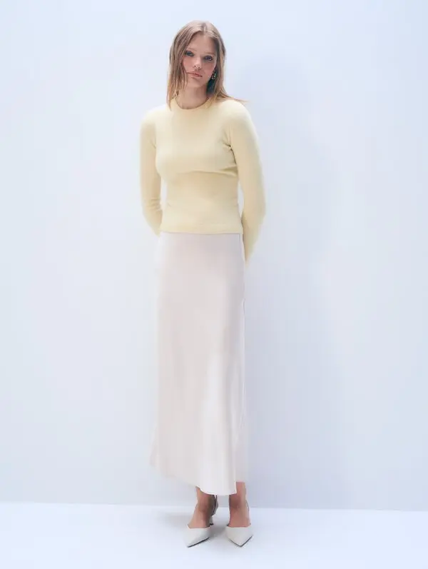 WHITE & WARREN Cashmere Fitted Crewneck Top In Size - Lemonade