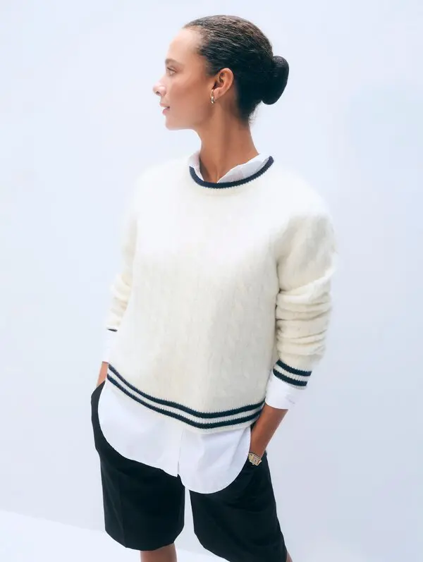 WHITE & WARREN Cashmere Varsity Cable Crewneck Top In Size