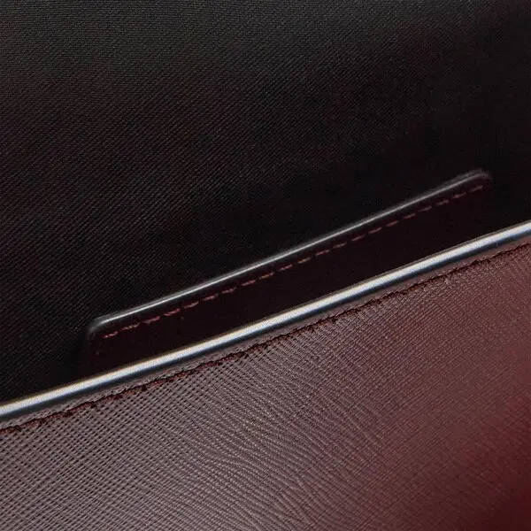 Marc Jacobs Solid Wallet On Chain