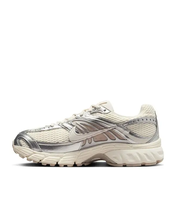 Nike Simple Sports Shoes - Silver