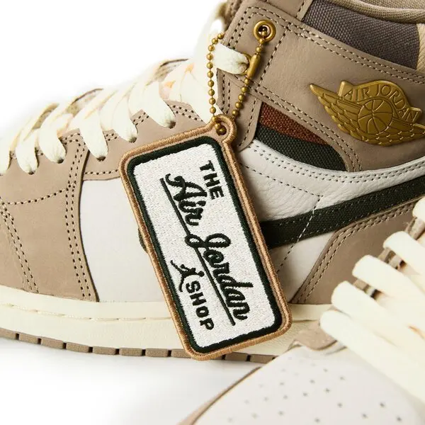 Nike High-top Casual Shoes - Nude