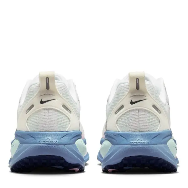 Nike Simple Running Shoes