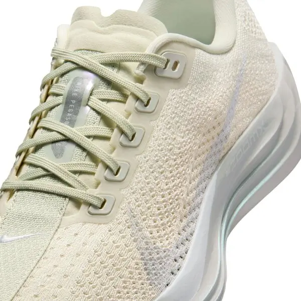 Nike Pegasus Plus Running Shoes