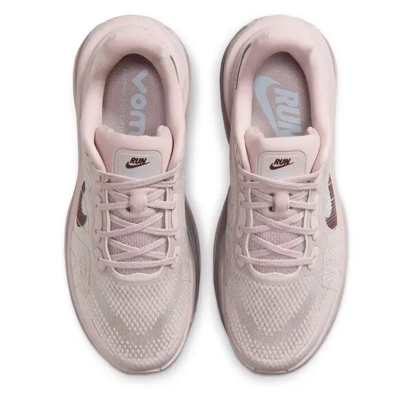 Nike Simple Running Shoes