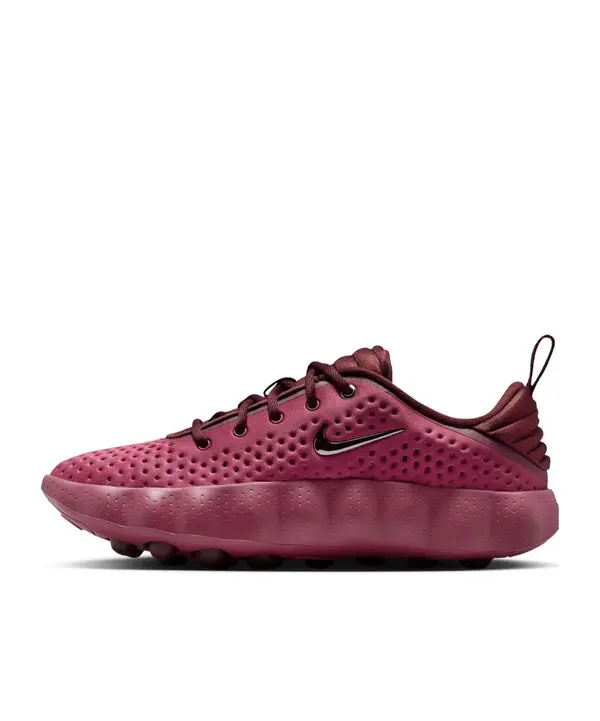 Nike Simple Training Shoes