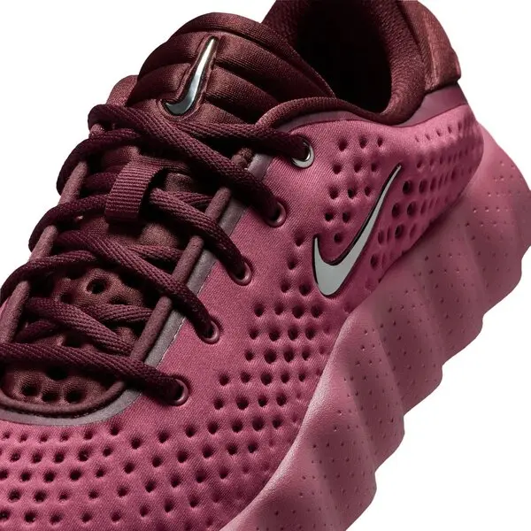 Nike Simple Training Shoes