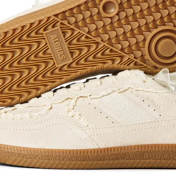 ALOHAS Crochet Lace-up Low Top Sneakers