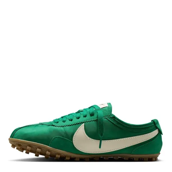 Nike Simple Sports Shoes - Green