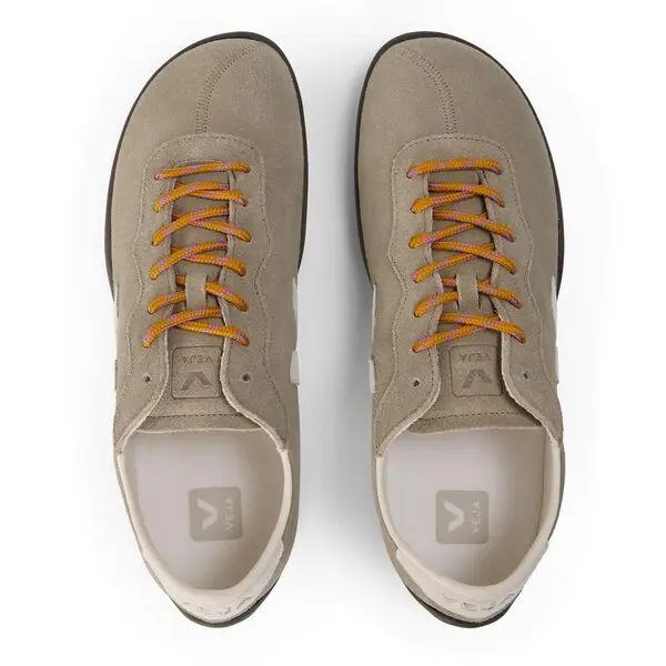 VEJA Low-top Trainers