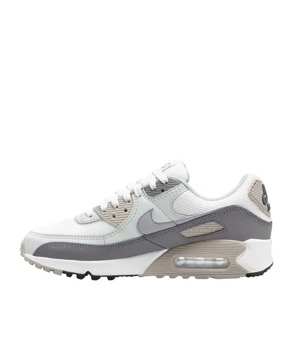 Nike Simple Sports Shoes