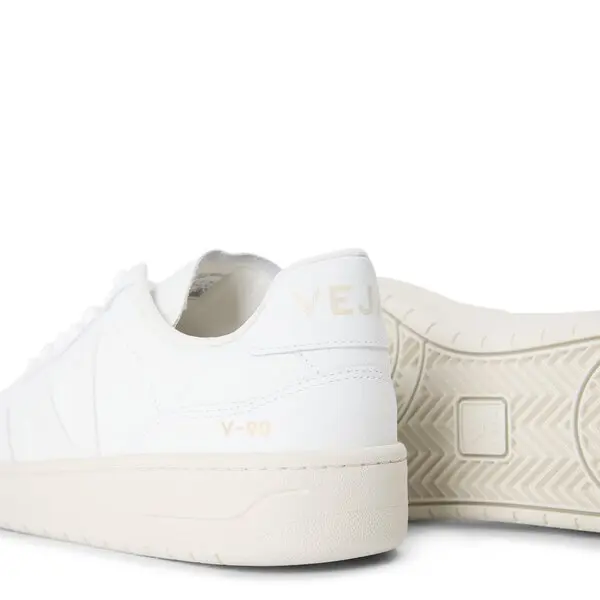 VEJA Solid Color Trainers