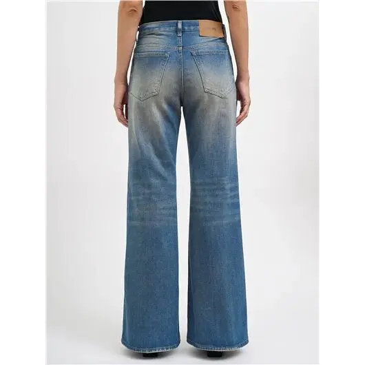 HAIKURE Logo Jeans