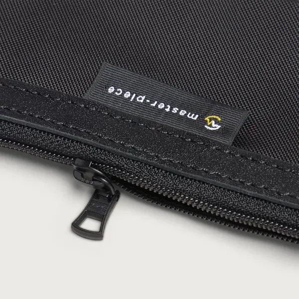 MASTER-PIECE CO Smart Pouch