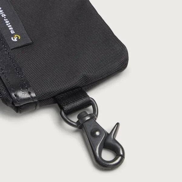 MASTER-PIECE CO Smart Pouch