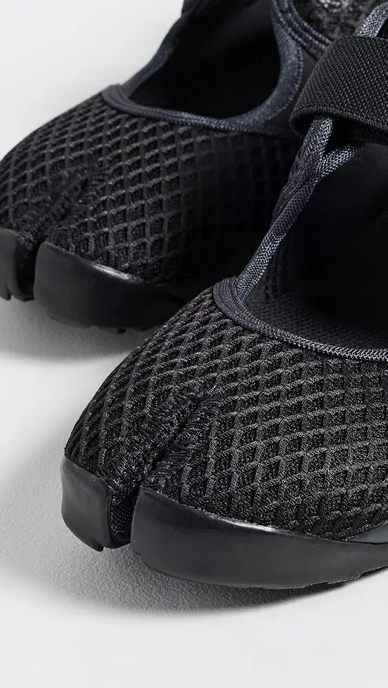 Nike Air Rift Sneakers - Off Noir