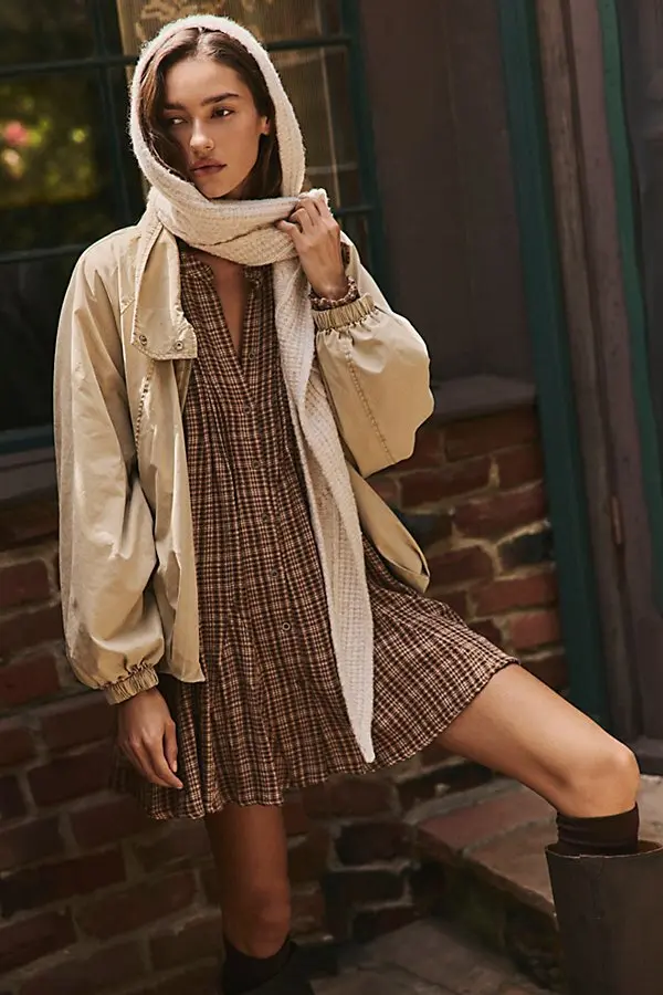 Free People Cloud Cable Bonnet Hood - Ivory