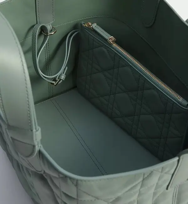 Dior Medium Toujours Bag