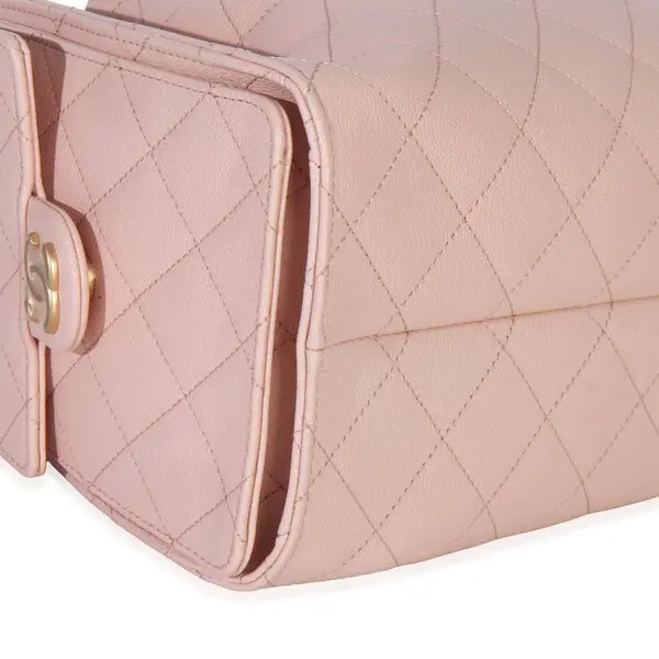 Chanel Quilted Caviar 25 Hobo Handbag