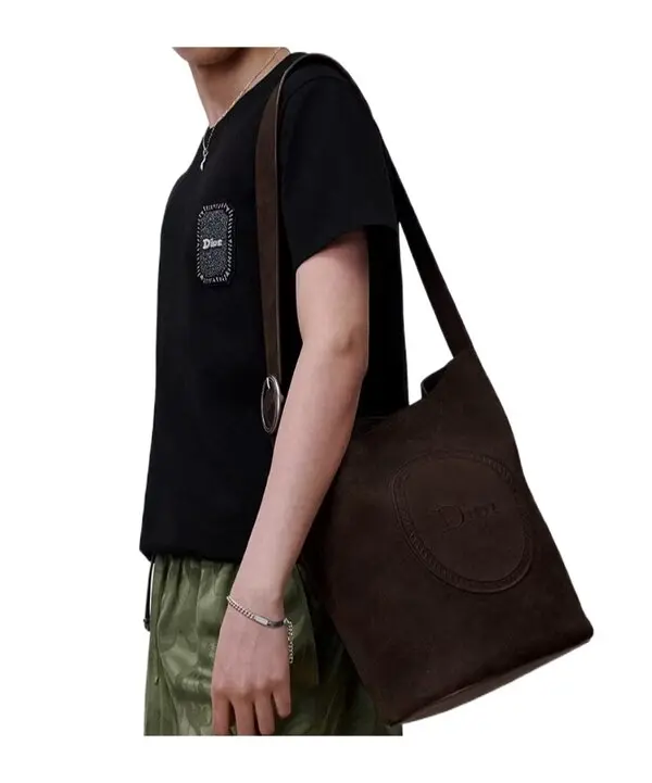 Dior Jett Médaillon Bucket Bag - Brown