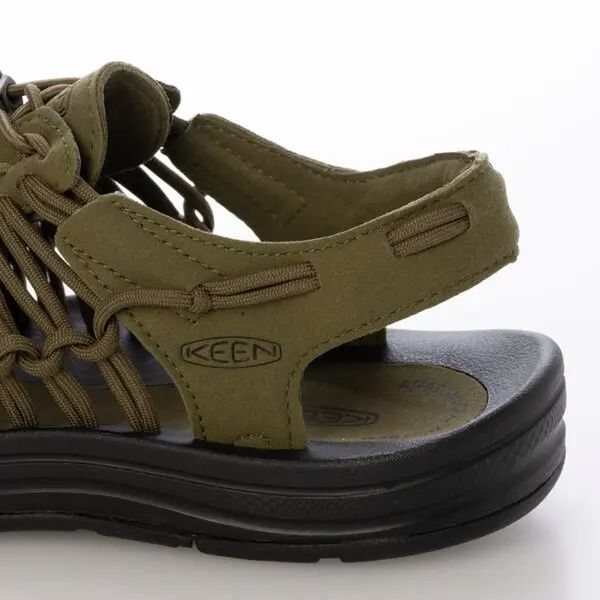 Keen Round Toe Flat Sandals