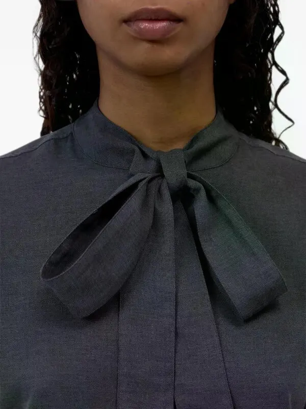 Closed Bow-tie Shirt
