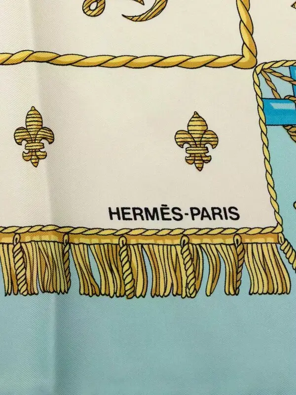Hermès 1990-2007 Vue Du Carrosse De Galere La Reale Silk Scarf 90 Scarves - White