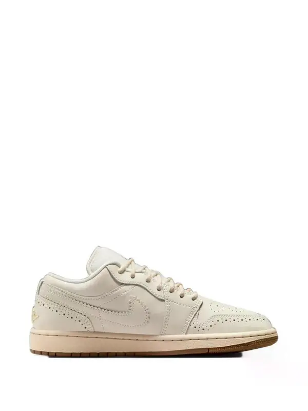 JORDAN Air 1 Low Se Sneakers - Neutrals
