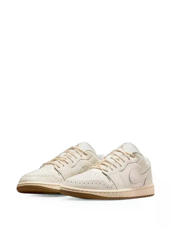 JORDAN Air 1 Low Se Sneakers