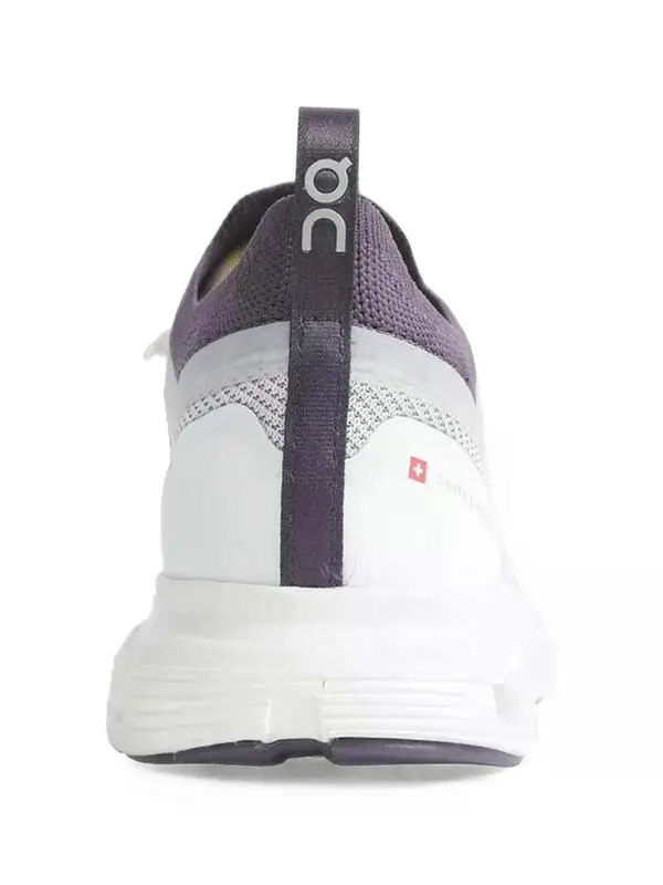 On Cloud 6 Versa Lace-up Sneakers